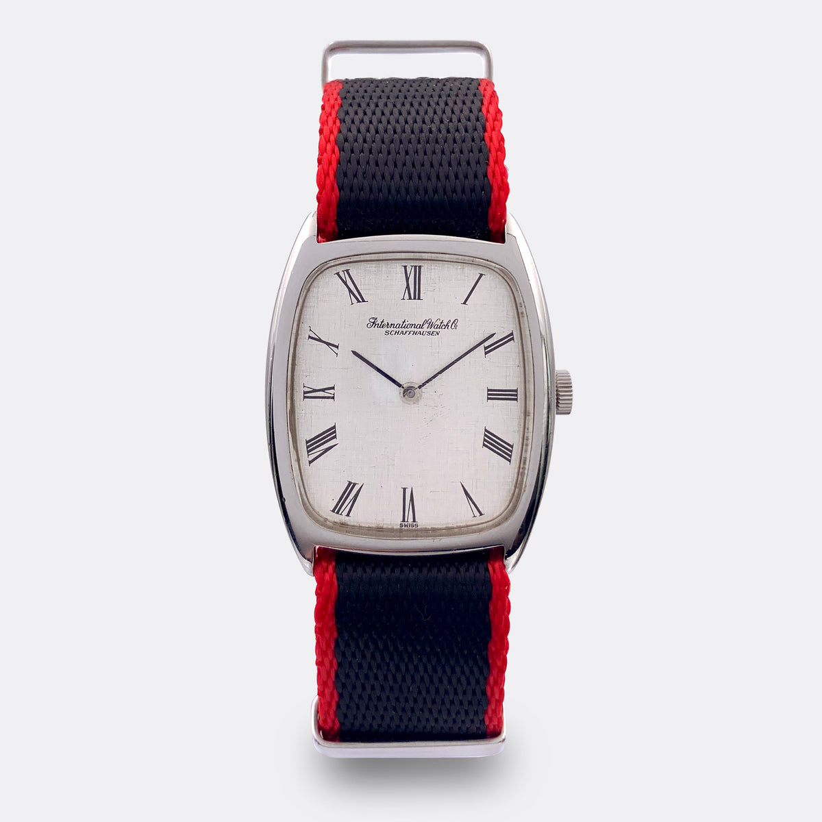 IWC | Tonneau | Linen Dial | Ref. 2582 | 1970s – littleTHINGSforYOU.com